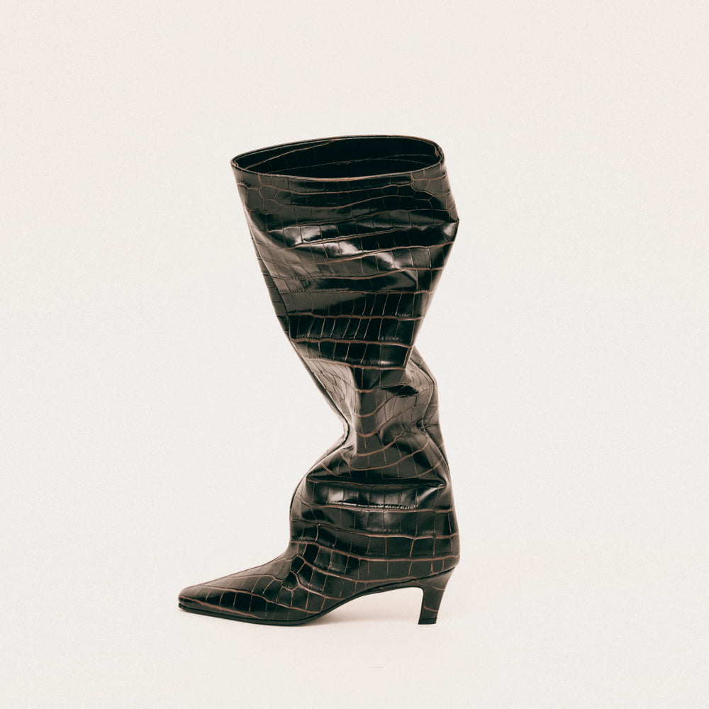 Dope | Unconventional Luxury & Exclusive Sneakers Releases