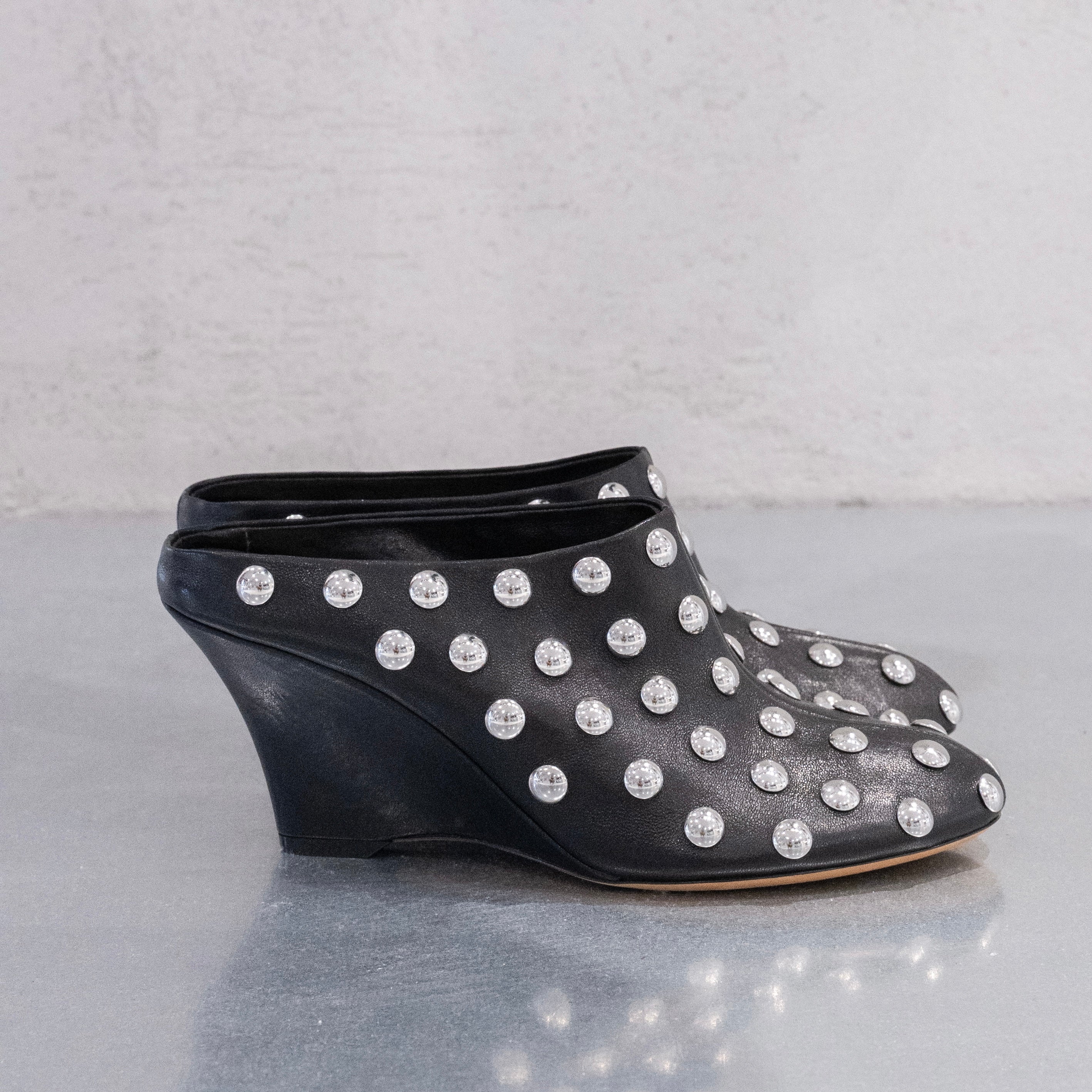 Dope | Unconventional Luxury & Exclusive Sneakers Releases